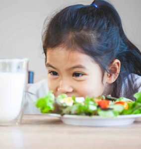 Tips for Picky Eaters and Introducing New Foods - Lighthouse Autism Center